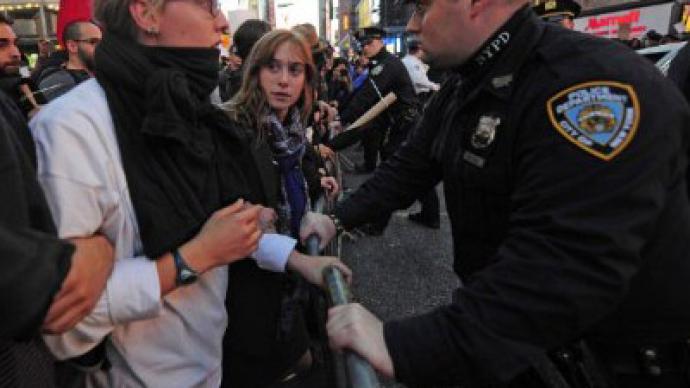 OWS angry with heavy-handed cops — RT World News