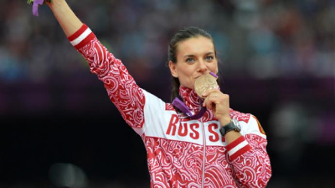 Isinbayeva ‘happy’ with bronze, ready to compete until 2016 — RT Sport News