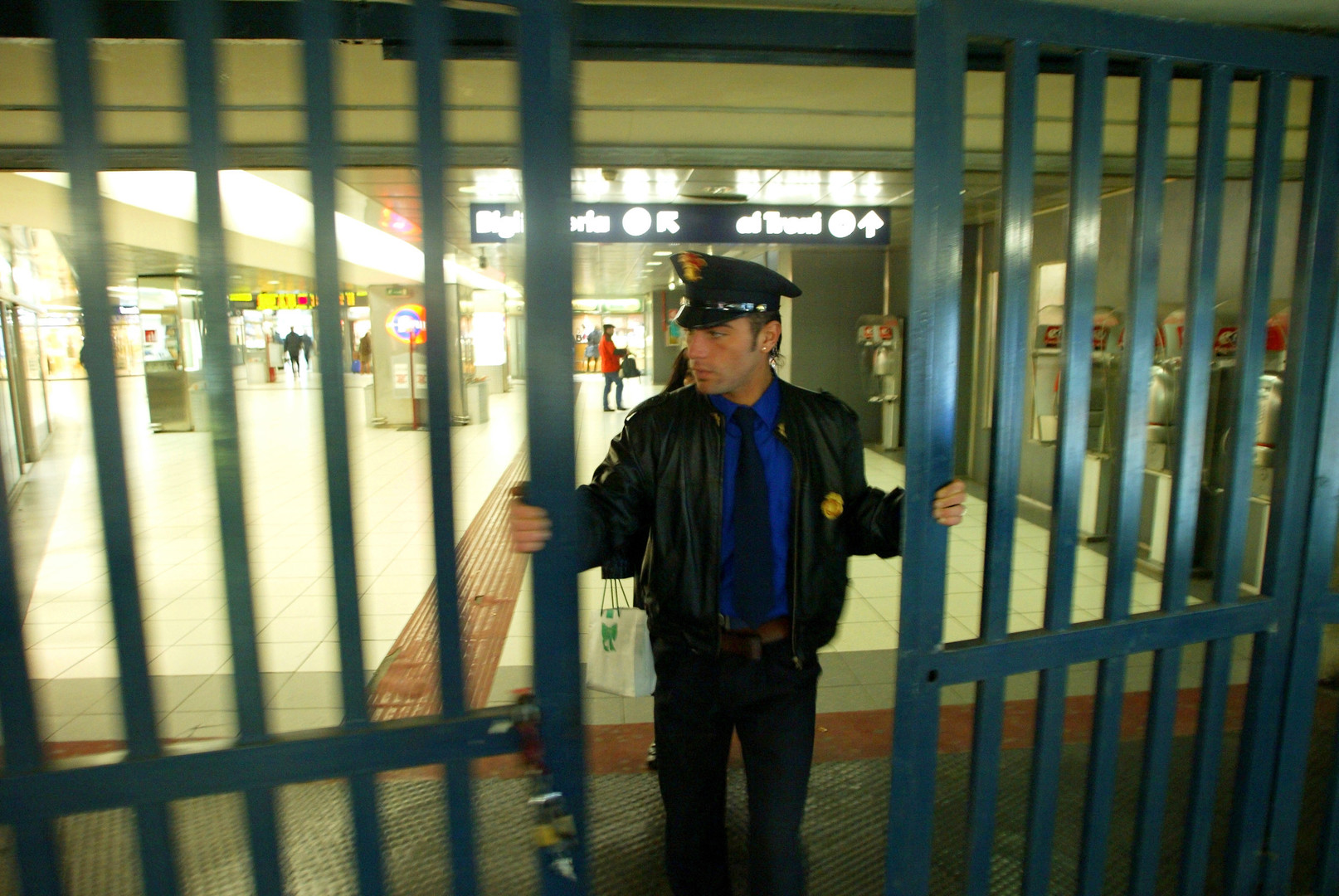 21 blessés dans une collision dans le métro de Rome — RT en français