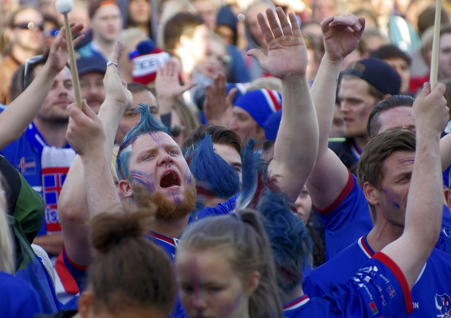 Euro 2016 : les Islandais offrent un dernier chant épique à leurs ...
