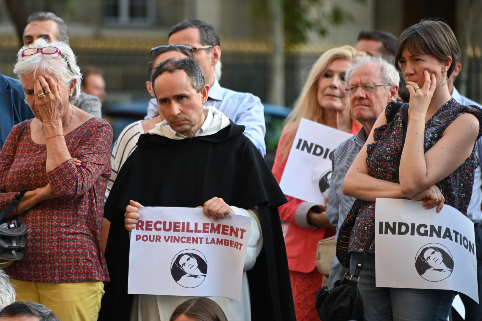 Vincent Lambert est décédé au CHU de Reims — RT en français