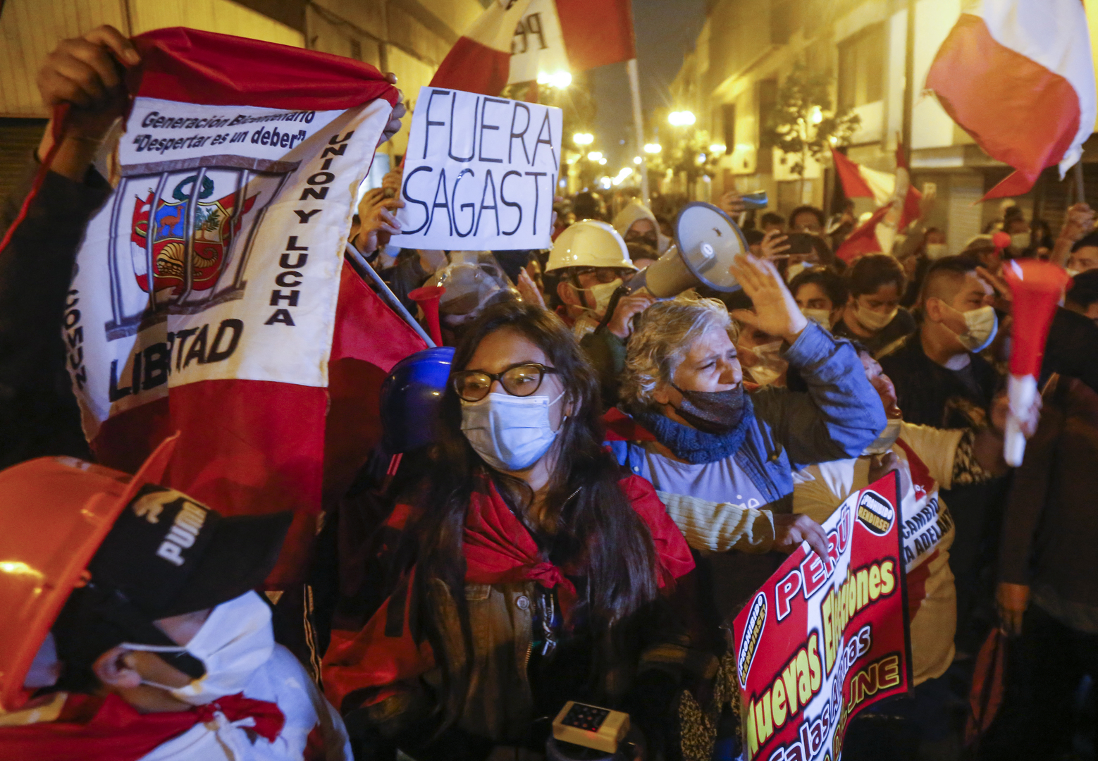 Pérou : des partisans de Keiko Fujimori tentent de faire irruption dans ...