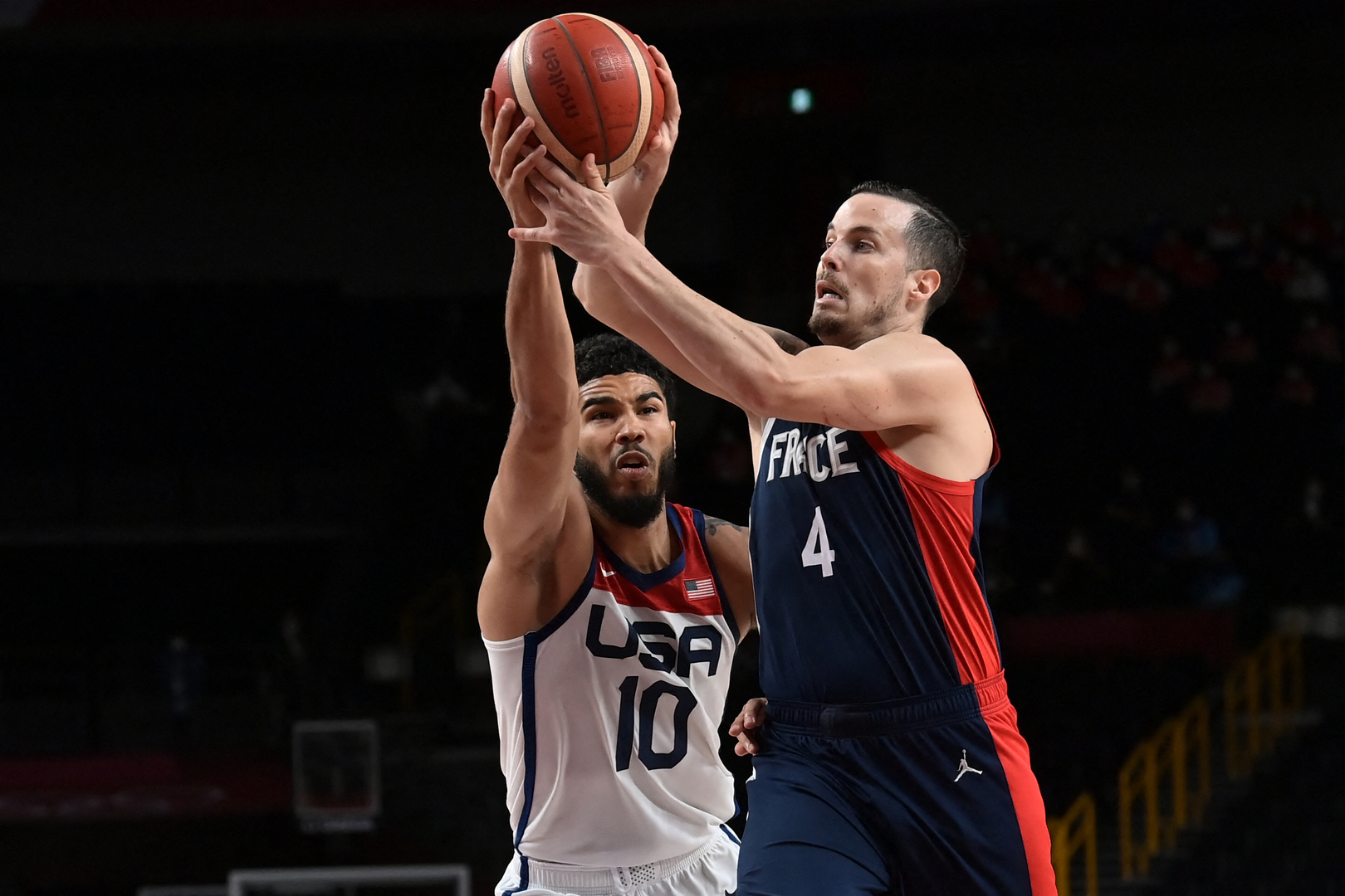 Basket: le Français Thomas Heurtel banni des Bleus s’il joue avec le ...