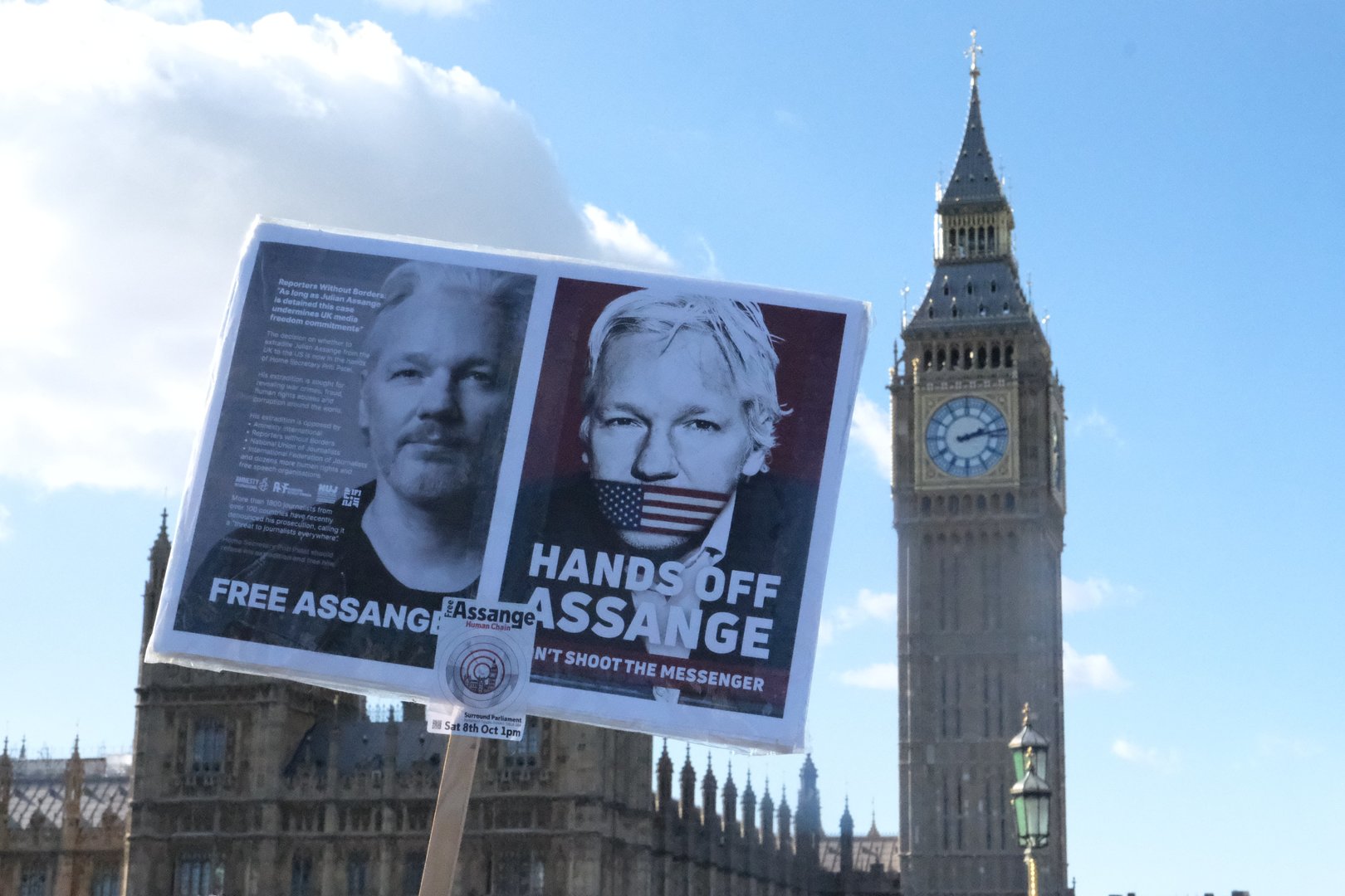 Une journée de mobilisation pour demander la libération de Julian Assange (REPORTAGE) — RT en ...