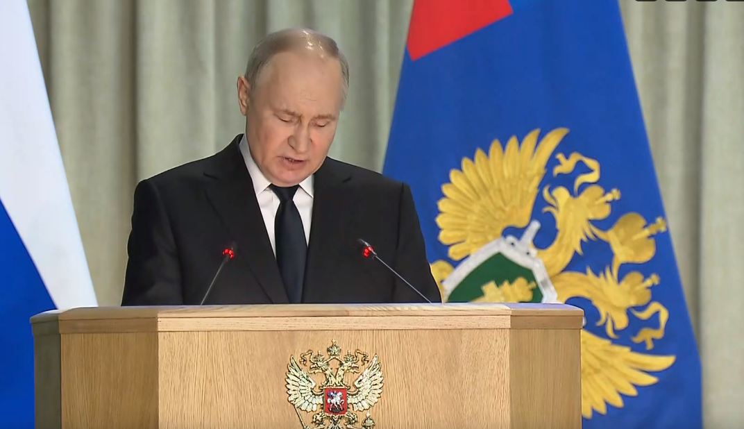 Vladimir Poutine participe à une réunion du conseil d'administration du ...