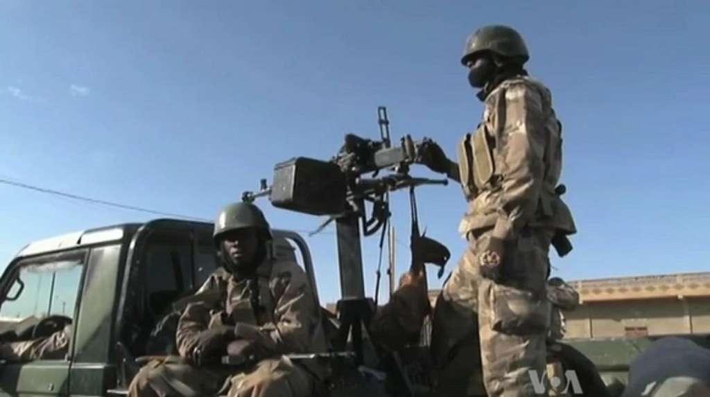 Mali : l'armée reprend le contrôle d'In-Afarak, des terroristes visent ...