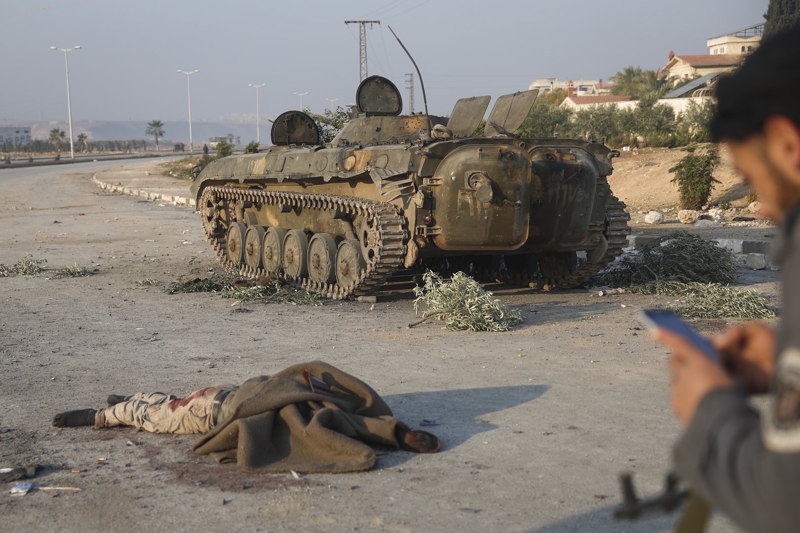 L'armée syrienne se repositionne dans le sud du pays à Deraa — RT en ...