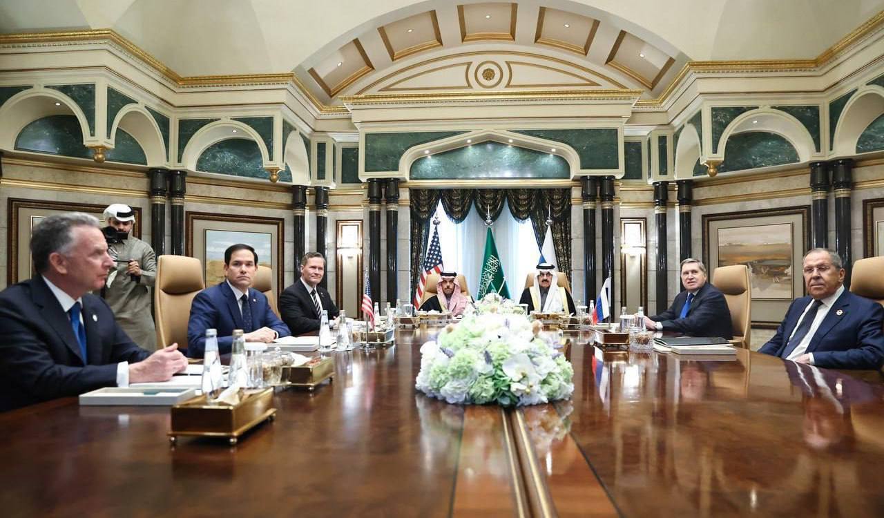 Ambassadeurs, Ukraine, OTAN : Lavrov fait le point après les pourparlers avec Washington à Riyad ...