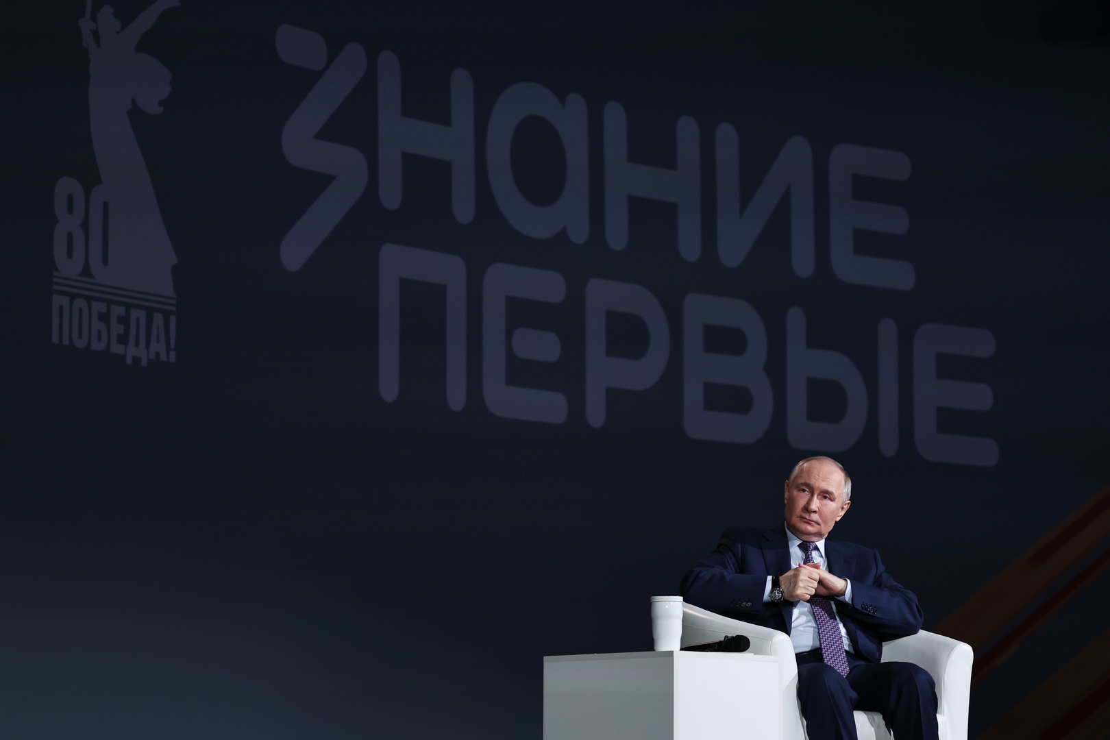 Opération spéciale : Poutine salue les Français qui combattent aux ...