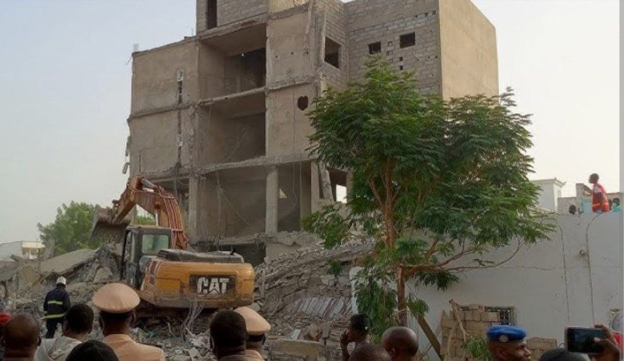Sénégal : l’effondrement d’un immeuble en construction à Touba fait 18 victimes selon un bilan ...