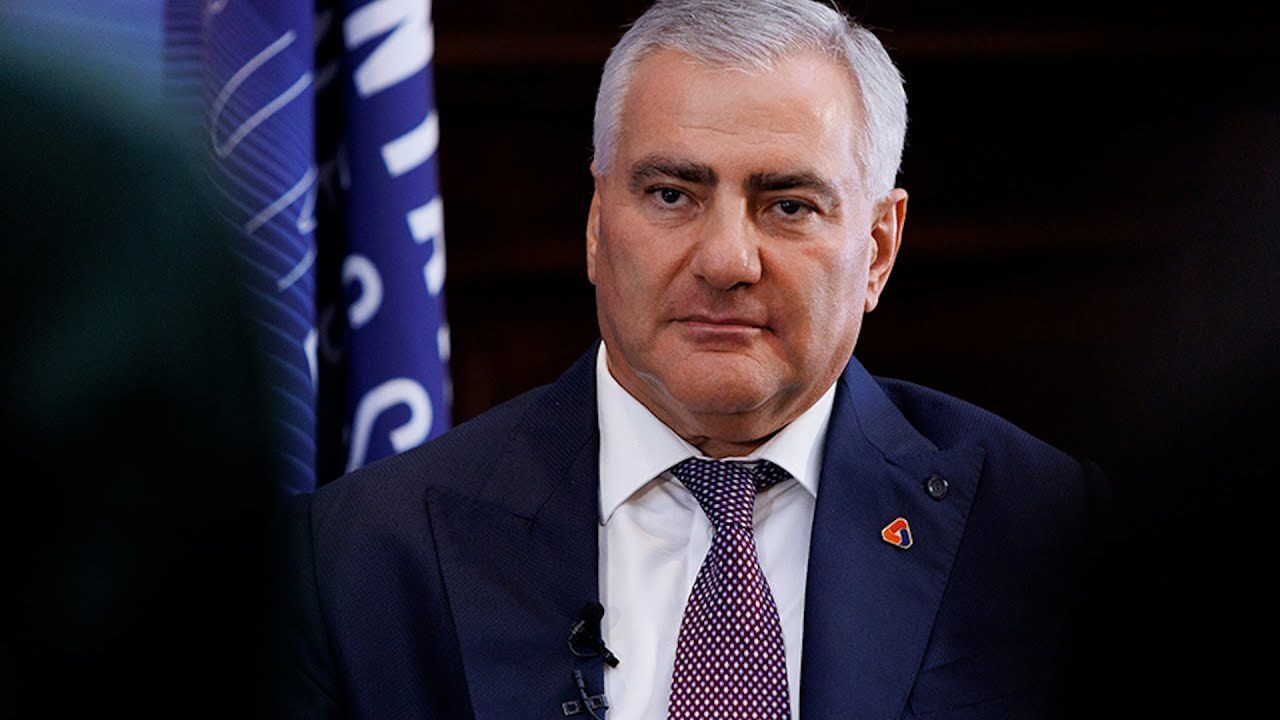 Erevan : perquisition chez un entrepreneur après un soutien public à l’Église apostolique ...