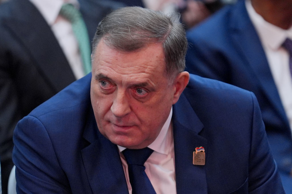 Bosnie-Herzégovine : la Commission électorale annule le mandat de Dodik ...
