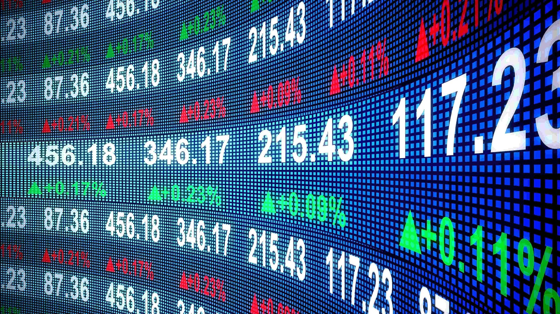 Bourse : le CAC 40 pulvérise son record à 8280,97 points — RT en français