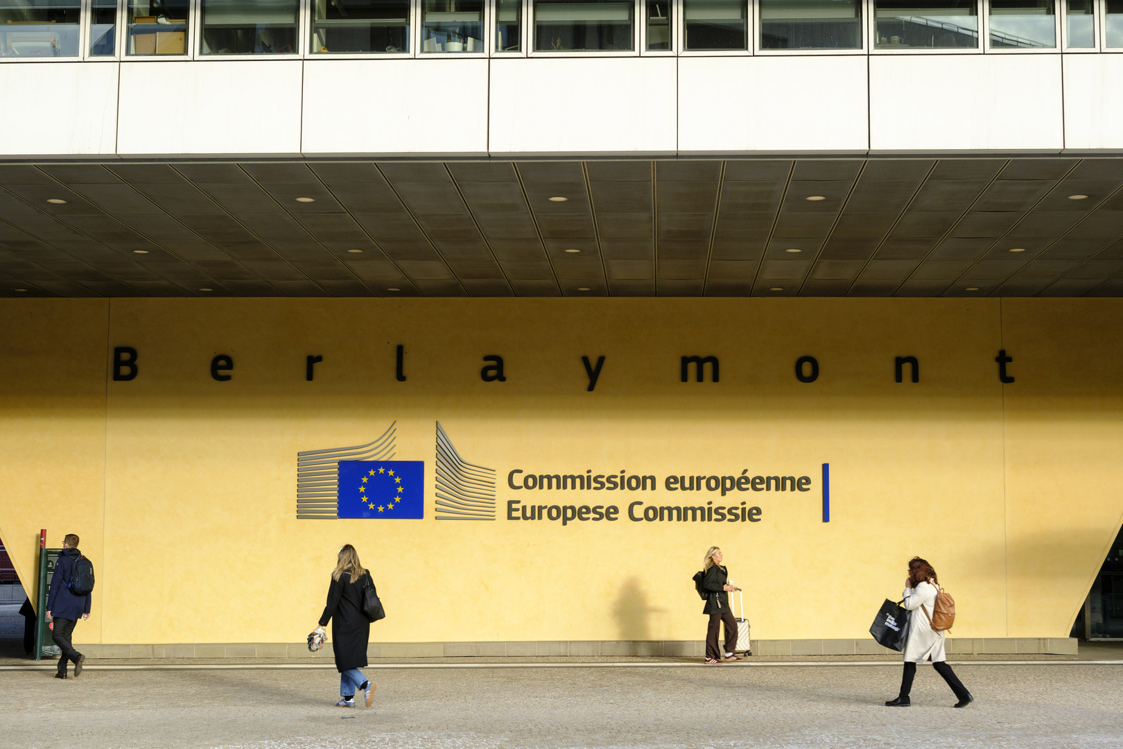 Le plan européen d’utiliser les avoirs russes gelés s’effondre face aux ...