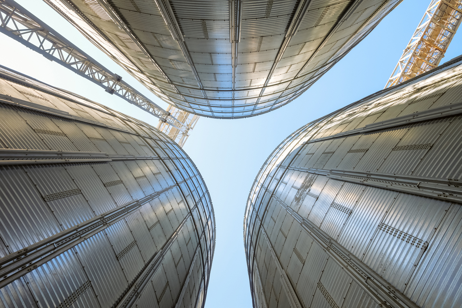 Algérie : lancement d’un projet de silo céréalier stratégique d’une ...