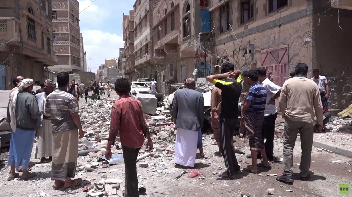 قتلى مدنيون بغارات للتحالف على صنعاء Rt Arabic