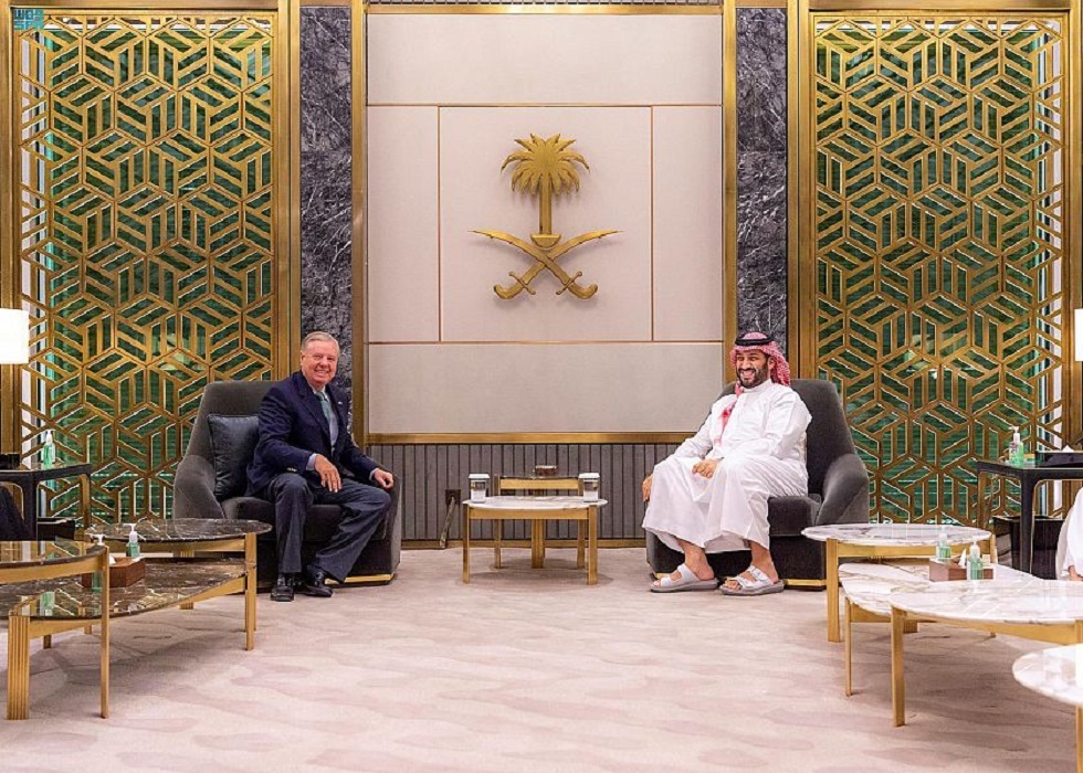 ولي العهد السعودي يجتمع مع السيناتور الأمريكي ليندسي غراهام Rt Arabic