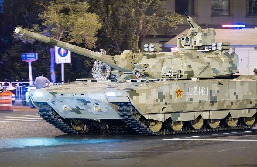 الكشف عن أحدث دبابة صينية في عرض عسكري ببكين - RT Arabic