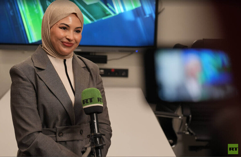 قناة RT Arabic توقع مذكرة تفاهم مع قناة الشروق الجزائرية - RT Arabic