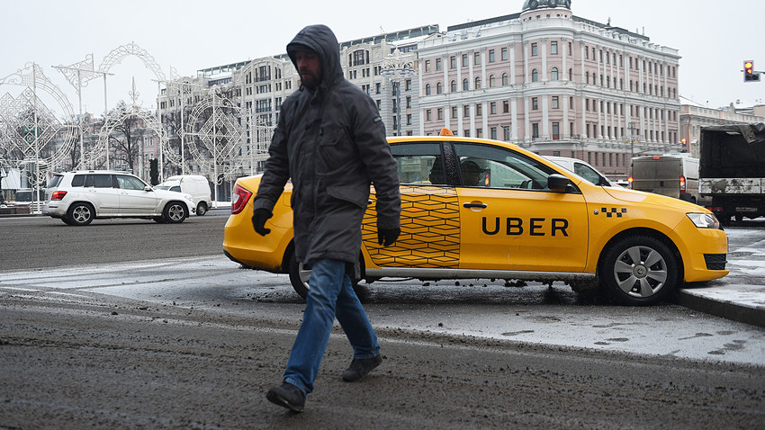 Uber mistakenly connects two passengers - Russia Beyond