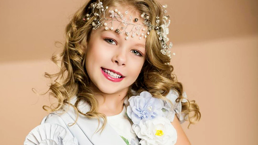 Menina russa de 7 anos vence concurso ‘Miss Universo Mirim’ - Russia ...