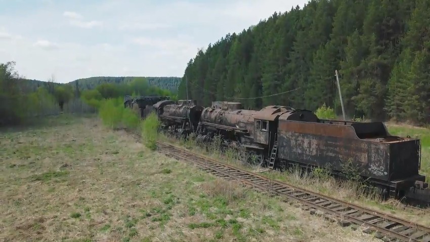 This eerie train graveyard in Russia’s Perm region showcases 70 y.o ...