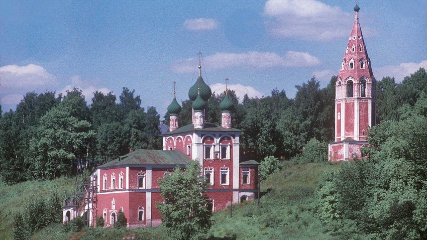 Stairway to heaven: The churches at Romanov - Russia Beyond