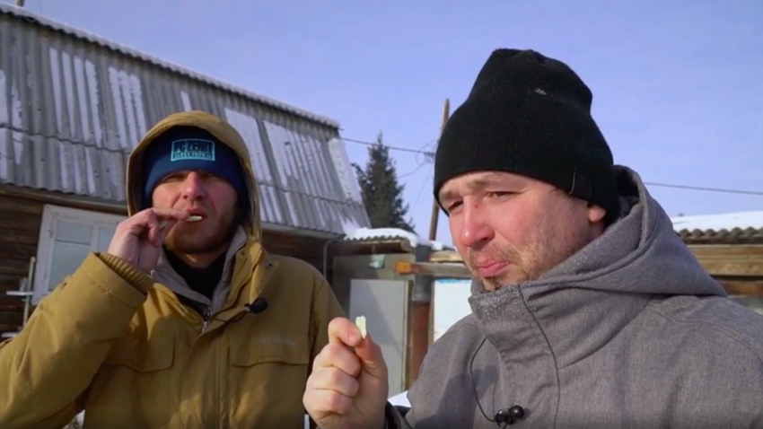 Russians taste food left to freeze in -50ºC (VIDEO) - Russia Beyond