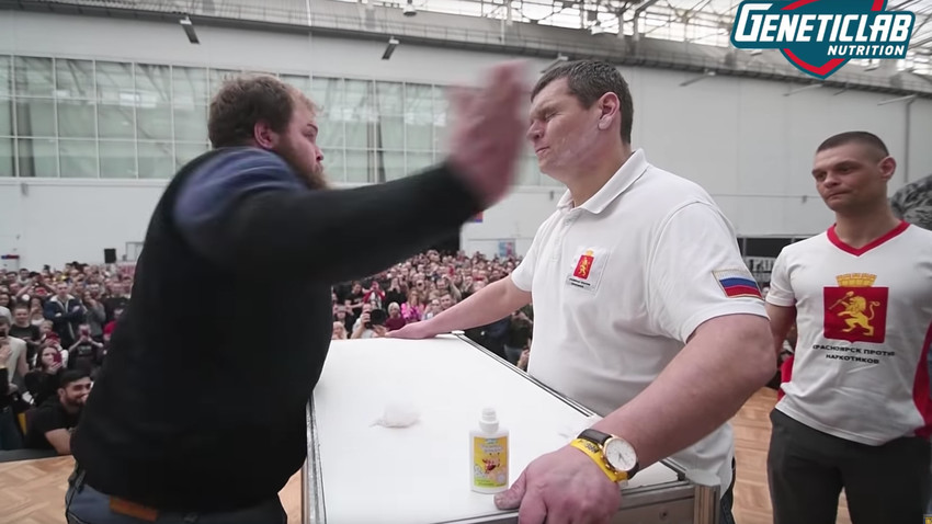 Mira cómo es la mejor bofetada del mundo (Vídeo) - Russia Beyond ES