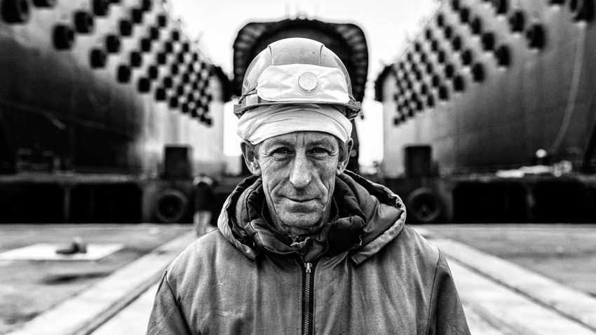 Faces of labor: What people of different professions in the Russian Far ...