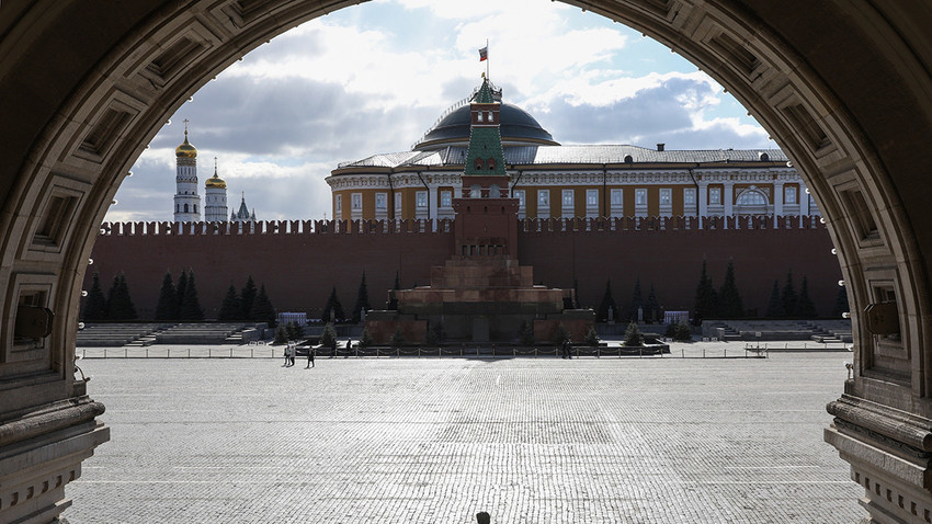 Strade vuote a Mosca: pandemia o 1° gennaio? - Russia Beyond - Italia