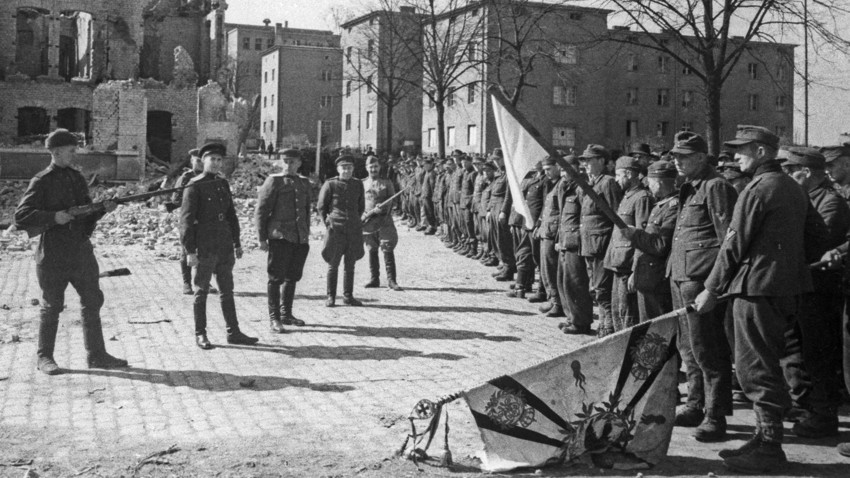 Where did the Red Army encounter the Nazis after their capitulation ...