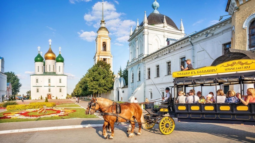 Седум градови на Русија со зачуван историски центар ФОТОГРАФИИ