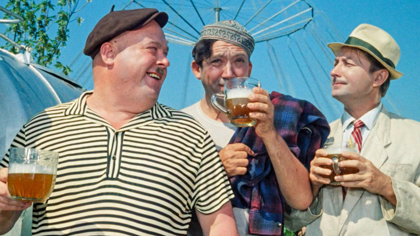 Najbolj priljubljeni razlogi za popivanje v Sovjetski zvezi - Russia ...