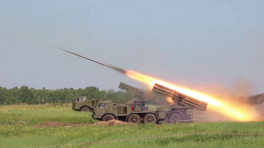 Russlands Raketen- und Artilleriemacht (VIDEO) - Russia Beyond DE