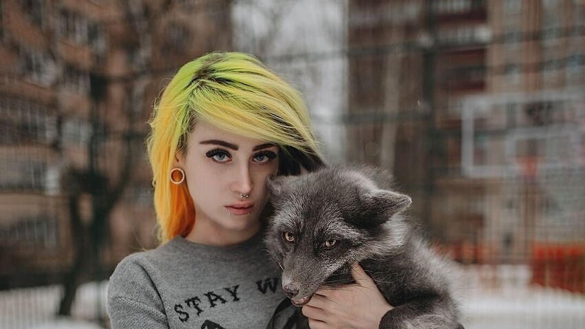 Kitsune-Mädchen und ihr FUCHS (VIDEO) - Russia Beyond DE