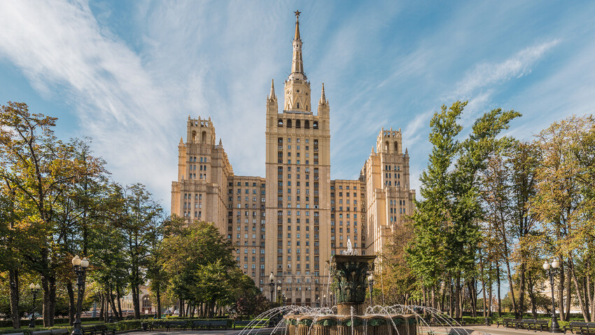 Legendarni neboderi Moskve: Zgrada na Kudrinskom trgu, čuvena po ...