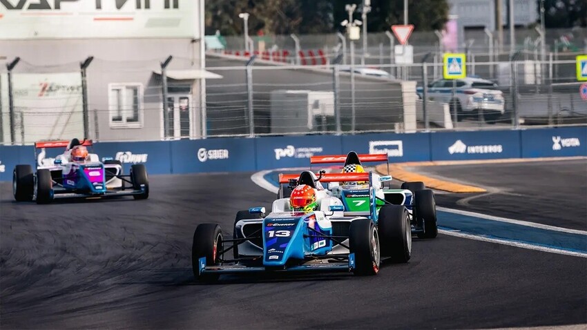 SMP Racing triumphiert bei Zappelphilipp-Rennen (VIDEO) - Russia Beyond DE