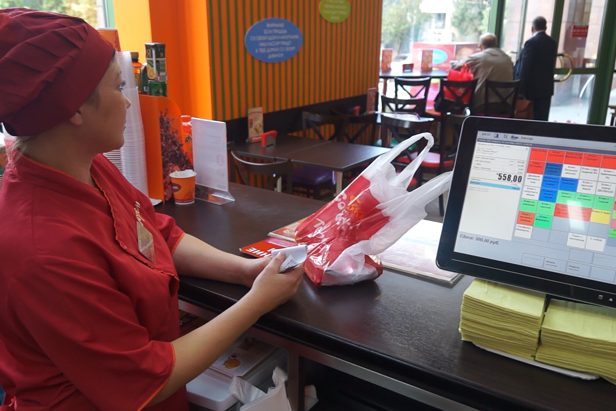 The evolution of authentic Russian fast food - Russia Beyond